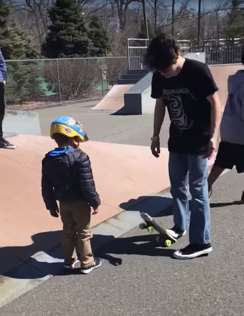 Love That Max : Kids in a park were nice to a child with autism—but do ...