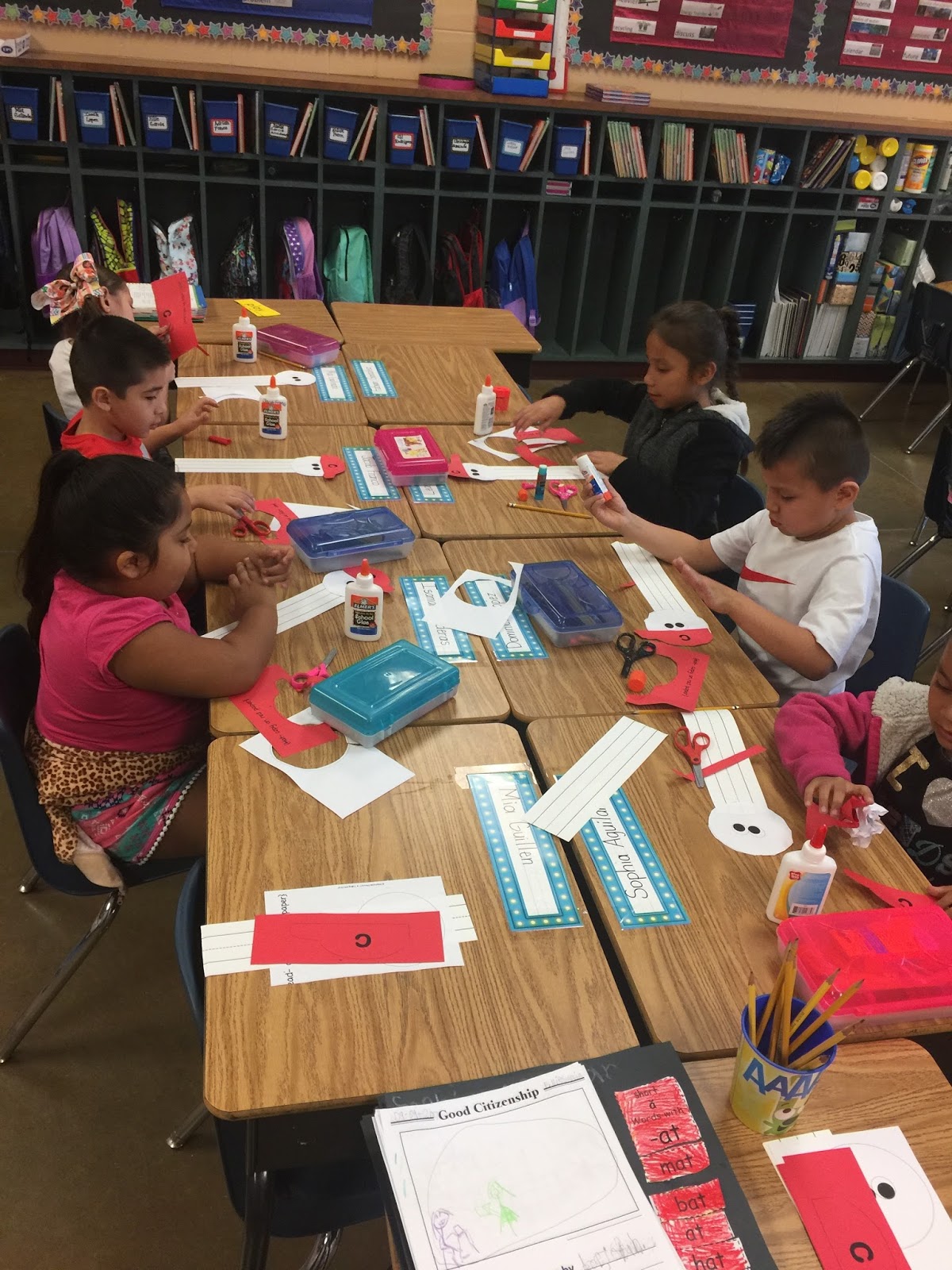 Eagle Pass ISD - iVision: Roadrunners or Sentence Buddies