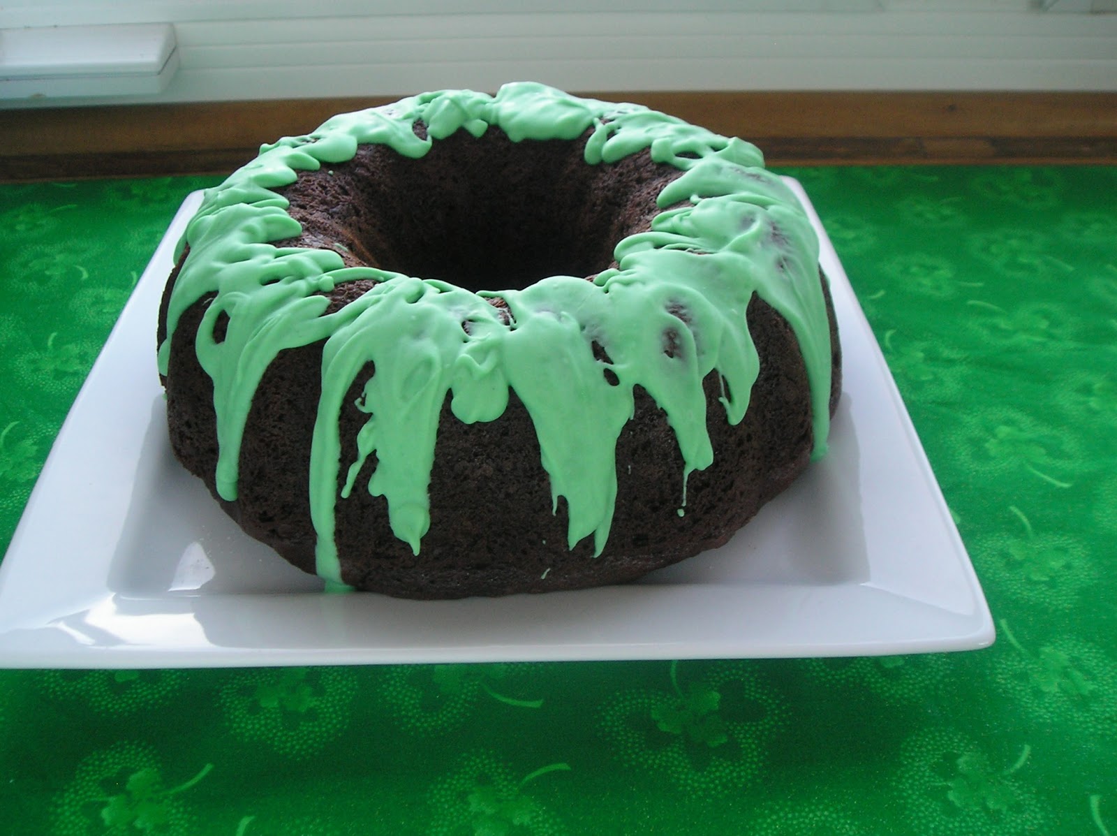 Chocolate Mint Bundt Cake ~ Edesia's Notebook