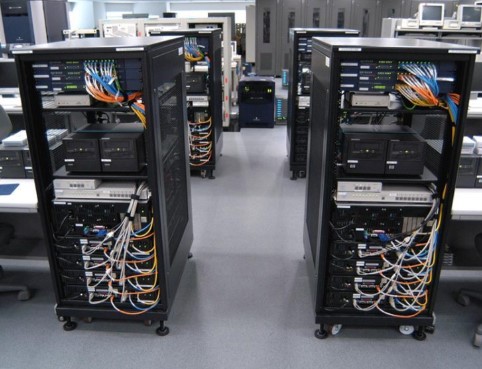 Cara Terbaik Memilih Komputer Server Untuk Warnet Anda - PAGUNPOST