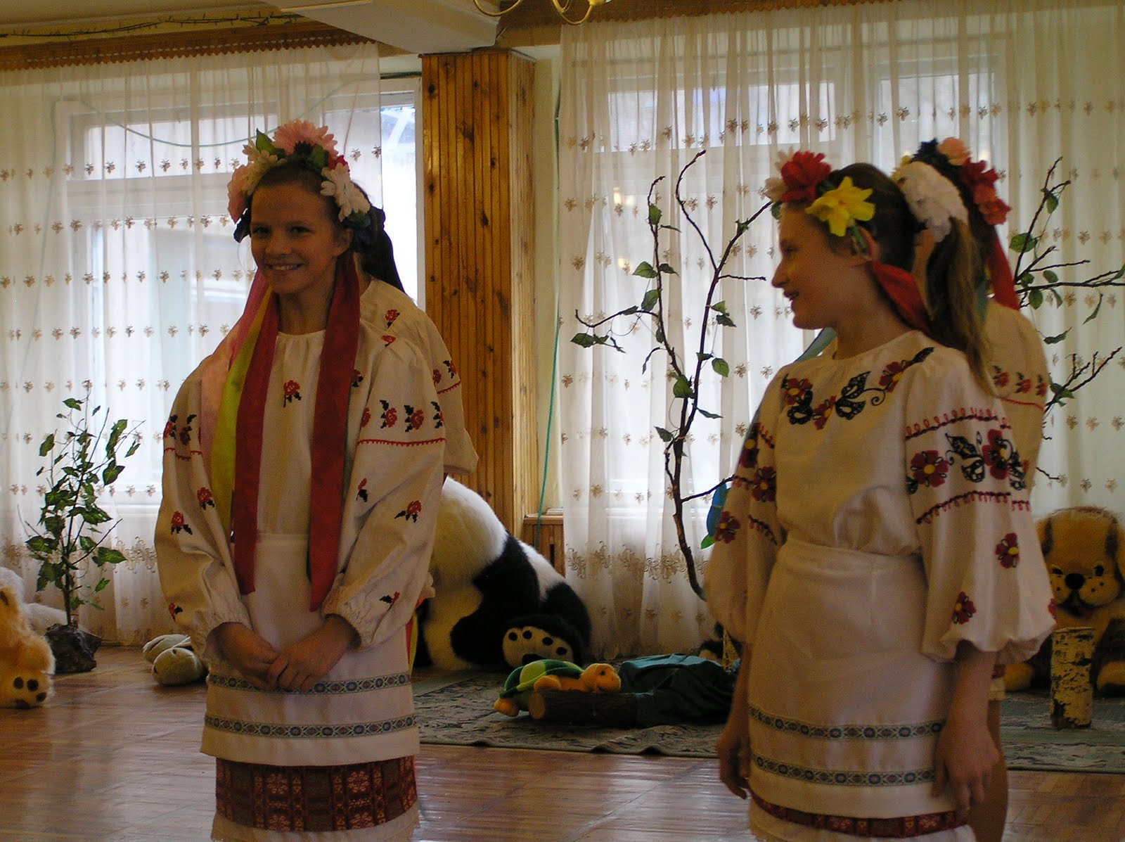 Echols' Ukrainian Echoes: Angel Party!