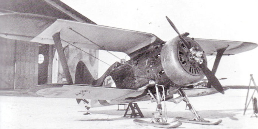 The Modelling News: In-Boxed: 1/32nd scale I-153 (winter version) WWII ...