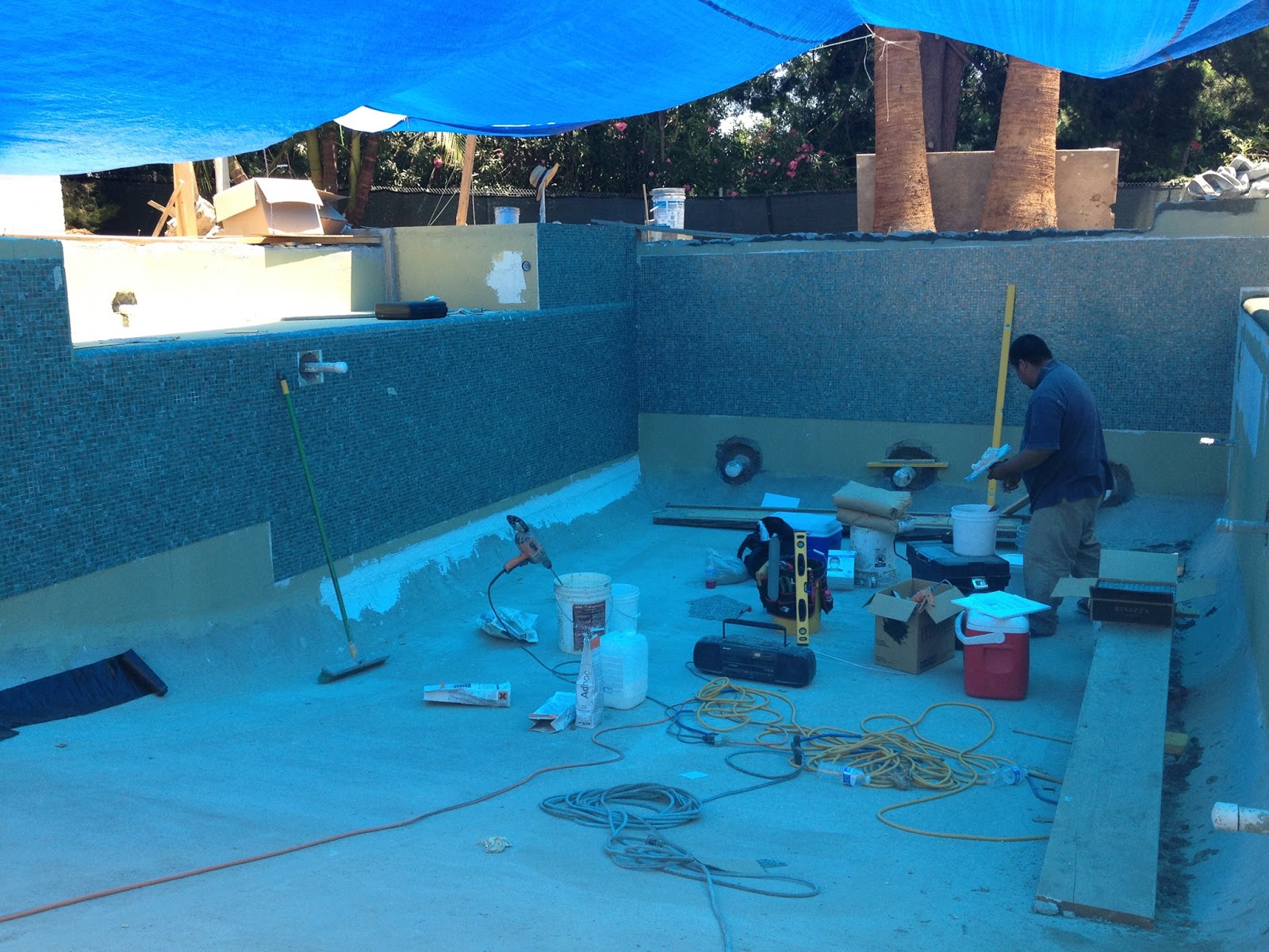 Laticrete Conversations Rock Solid Tile Pool