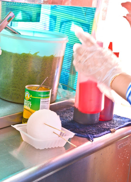 Entree Kibbles: Rainbow Ice Ball (彩虹冰球) along Armenian Street @ Penang ...