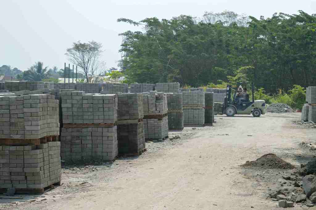 INTERNATIONAL CONBLOCK : INTERCON PAVING BLOCK, A PRODUCT OF GENTENG ...