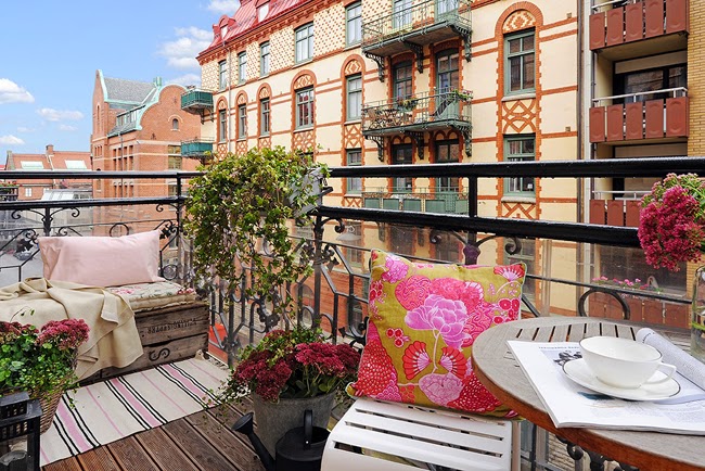 ESTILO RUSTICO: Balcones Rusticos / Rustic Style Balconies