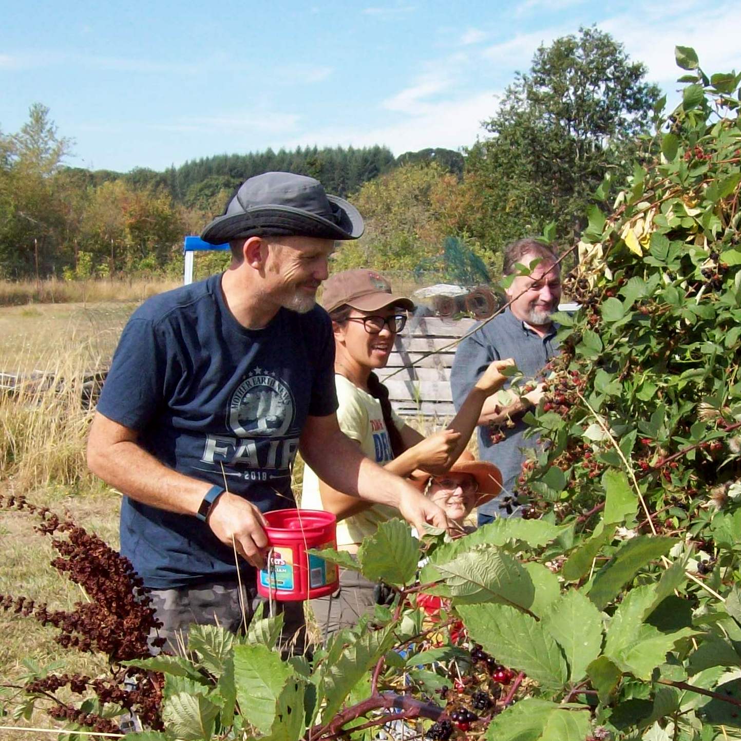The Sharing Gardens : "It Takes a Village..!" - Gratitude Journal