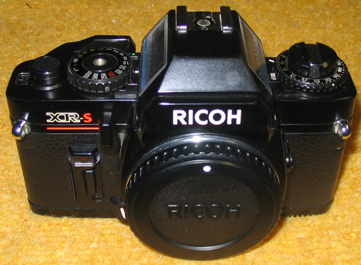 The Chens: The User's Review: Ricoh XR-S 35 mm Film Camera (released in ...