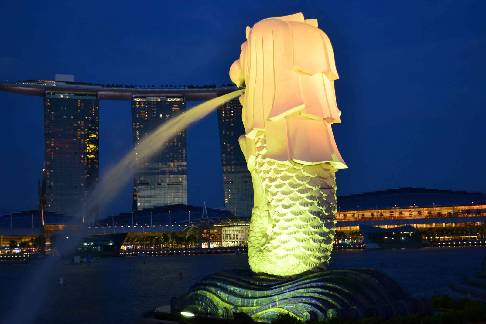 wandering... can't go home: Singapore - Merlion Park