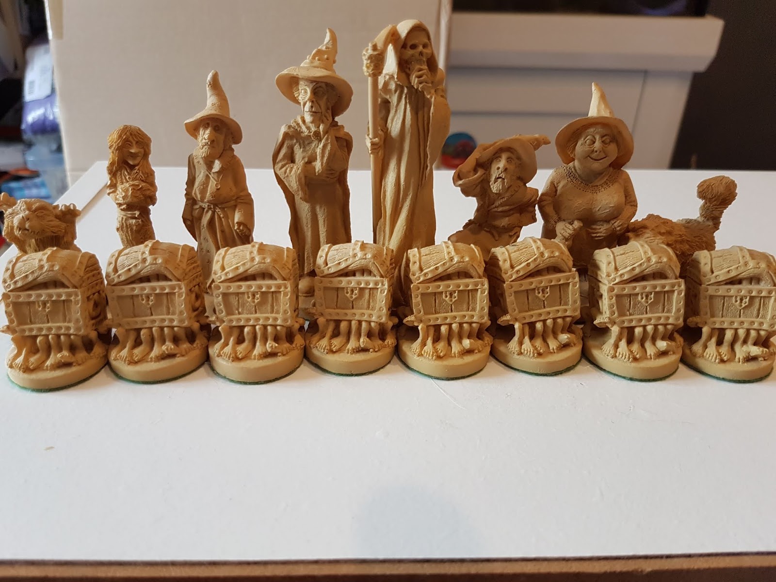 Discworld Collectors Corner: From 'Big' to tiny - Pewter Miniatures ...