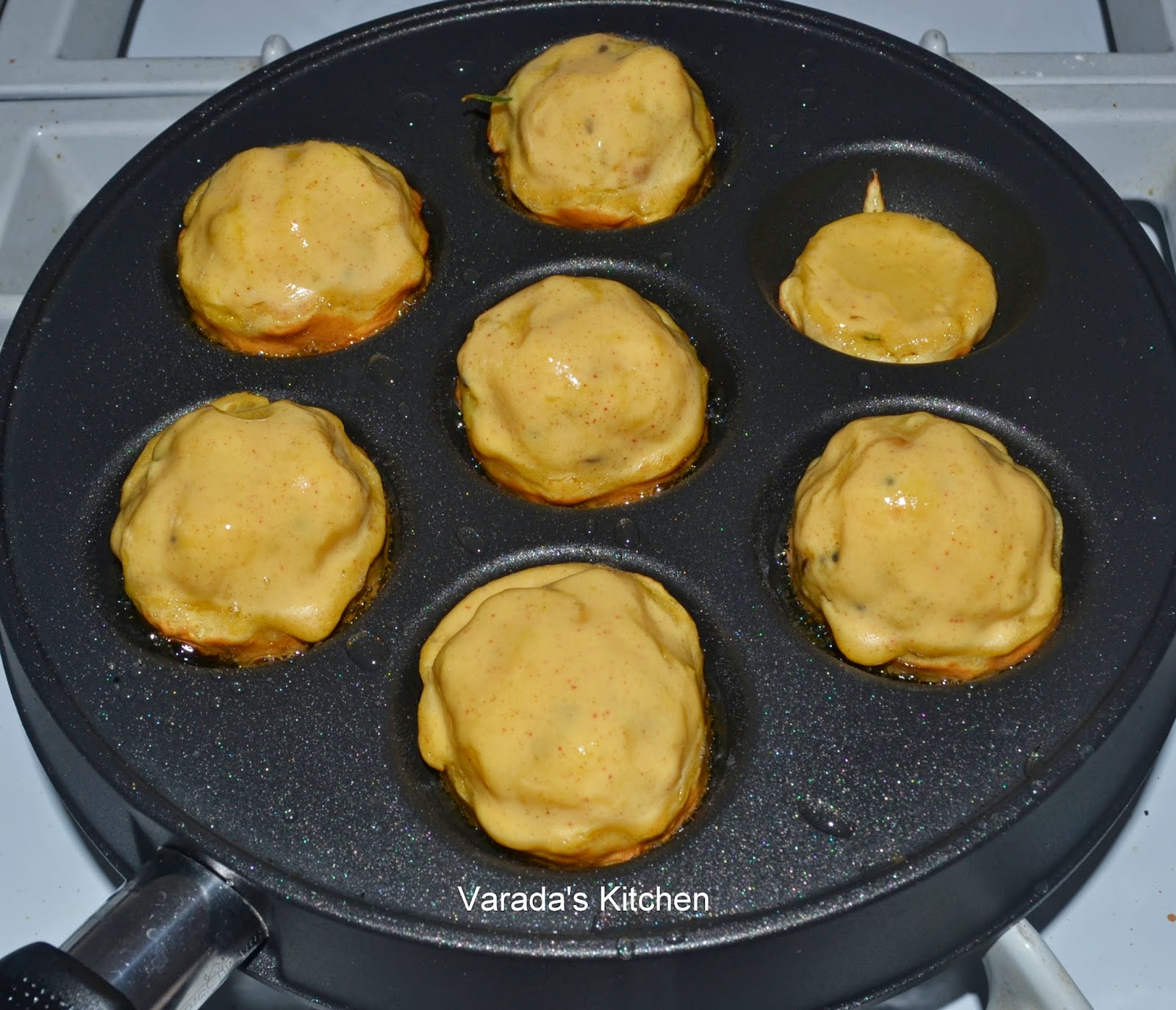 Varada's Kitchen: Batata Vada in Appe Pan (Not deep Fried)