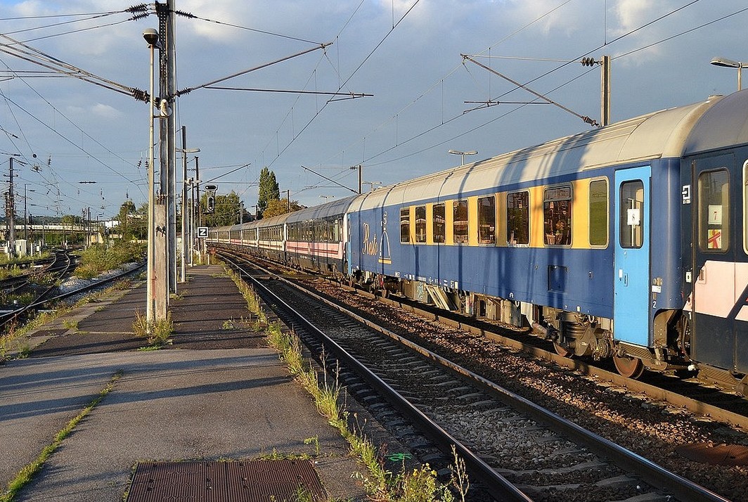 LA PASSION DU TRAIN: En gare de Creil, hier Mardi.
