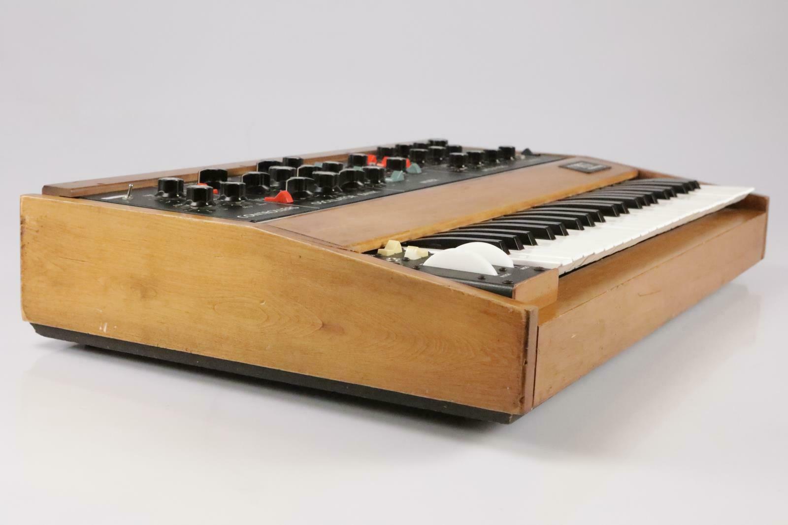 MATRIXSYNTH: Vintage Moog Minimoog Model D Keyboard Synthesizer SN 8633