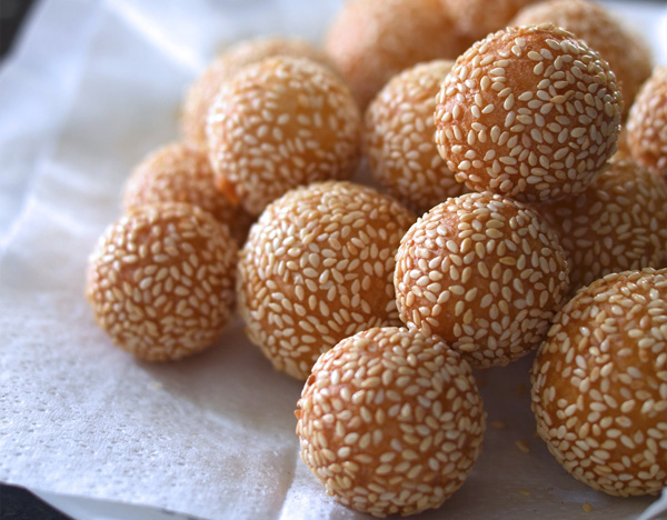 [Vietnamese Recipes] Banh Cam - Fried Sesame Balls - All Asian Recipes ...