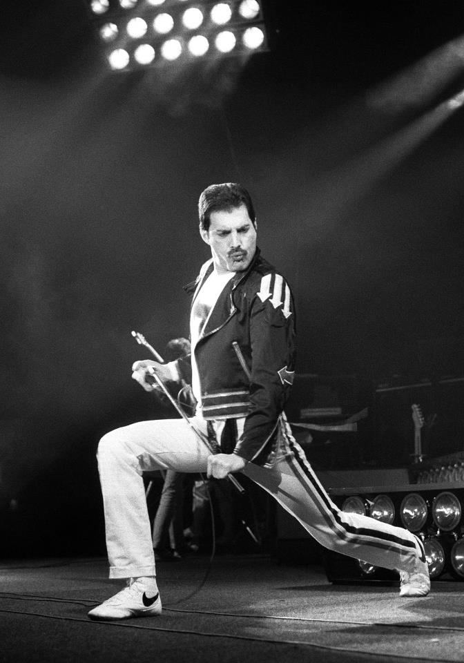 Queen en México: HUNGARIAN RHAPSODY: QUEEN LIVE IN BUDAPEST '86 - Sony ...