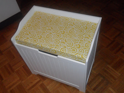{living life lakeside}: DIY: Storage Bin Bench