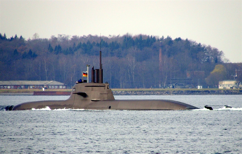 DEFENSE STUDIES: Phillipines Plans to Buy Diesel-Electric Submarines