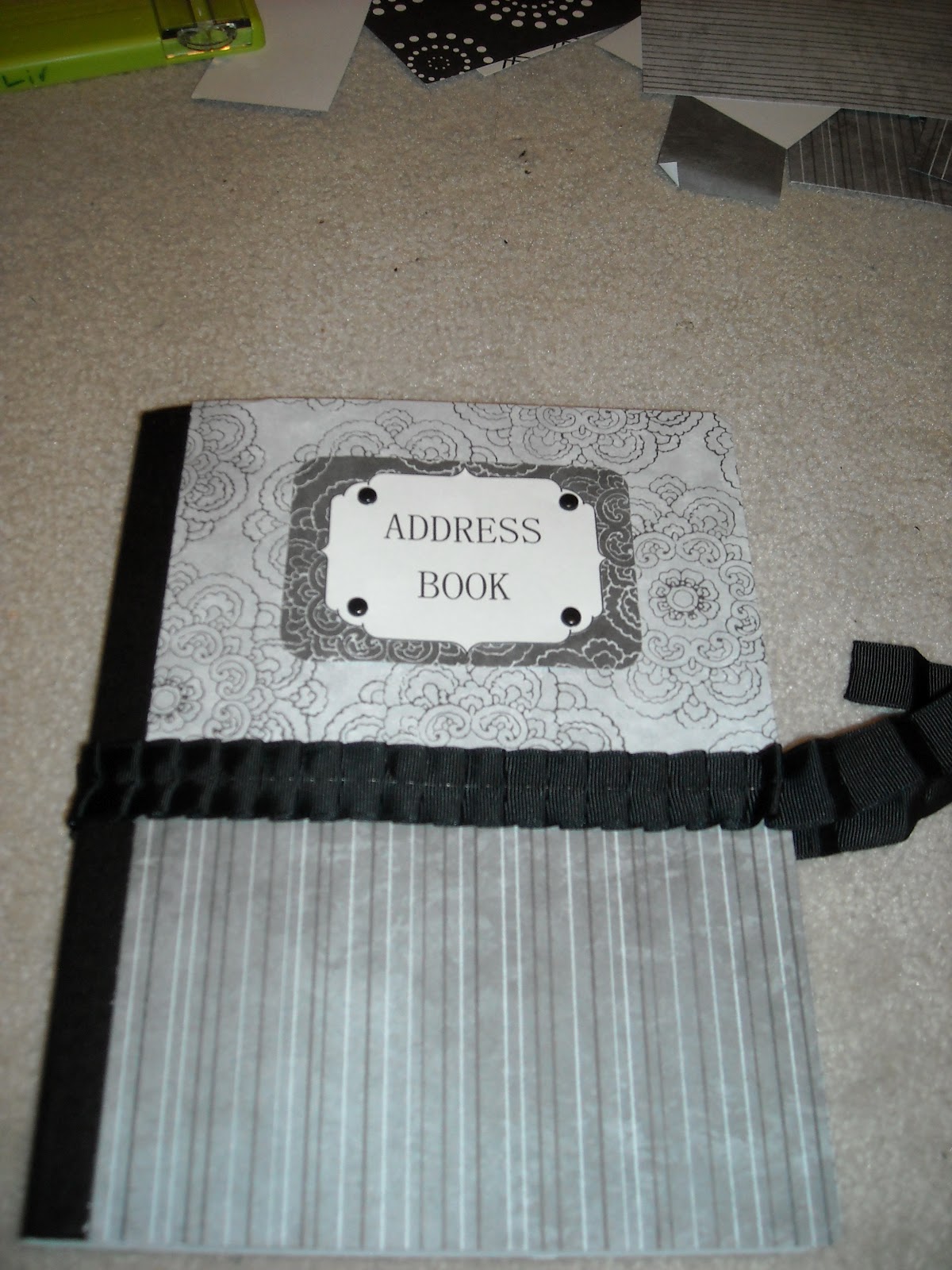 Nik's Naks: DIY: Address Book