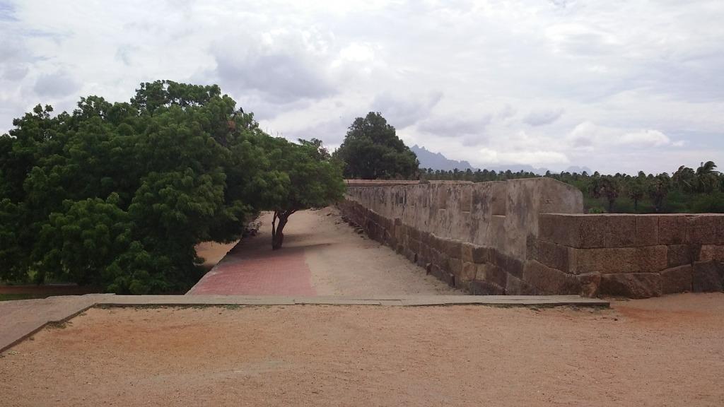 Tamilnadu Tourism: Vattakottai Fort, Kanyakumari