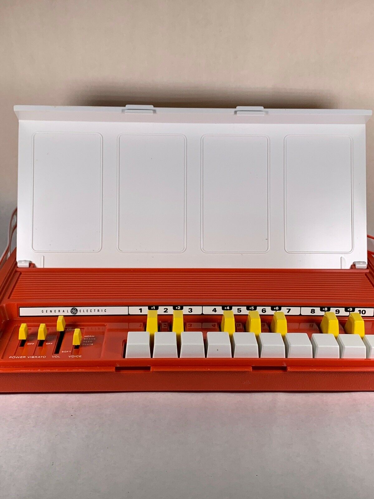 MATRIXSYNTH: Vtg GE TOTE-A-TUNE 1971 General Electric Piano Organ ...