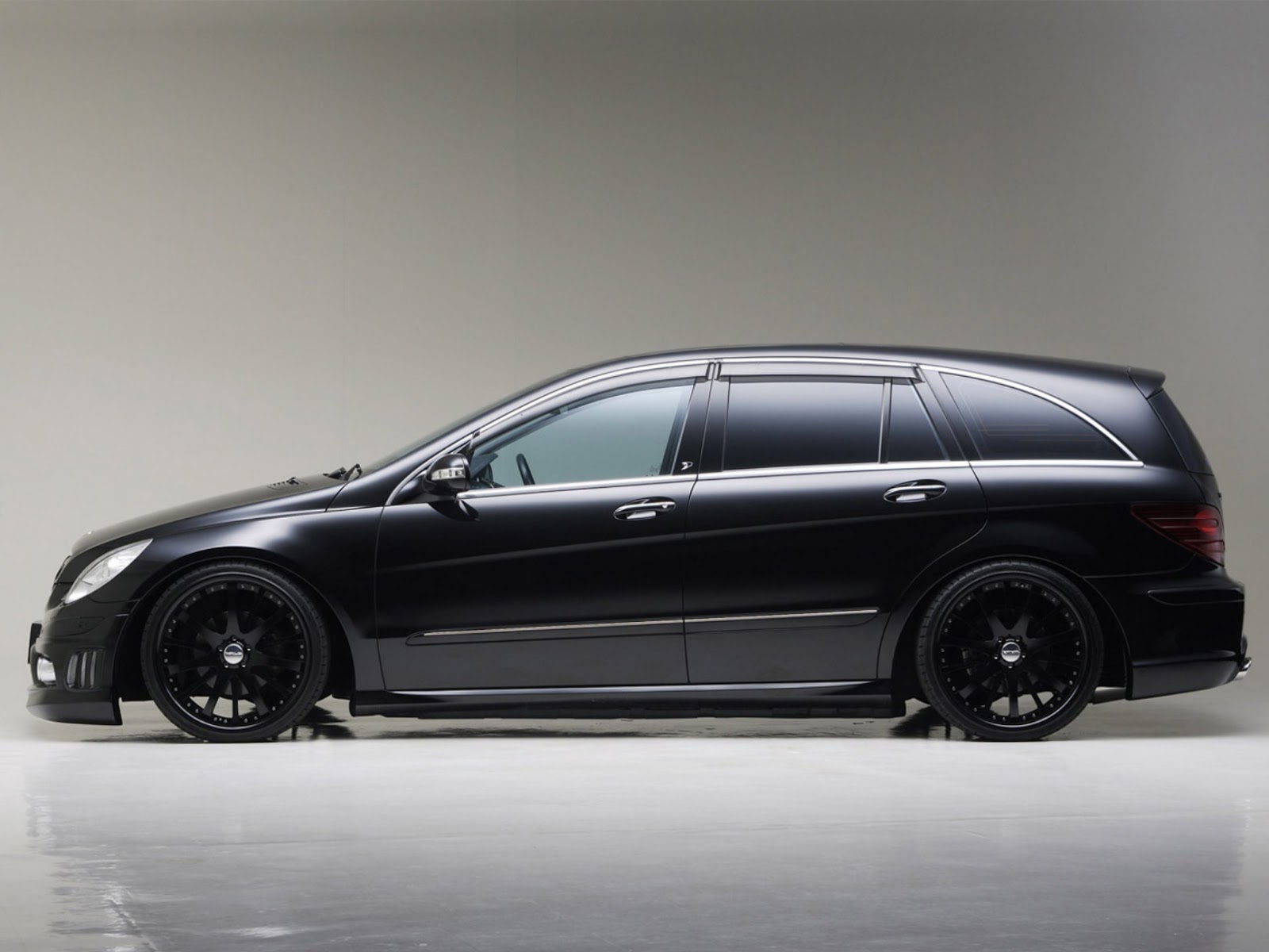 Mercedes Benz R-Class W251 2009 by Wald International