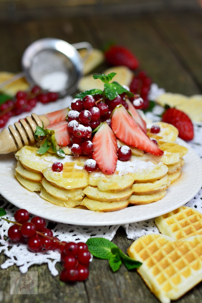 Waffles, reteta de baza - CAIETUL CU RETETE