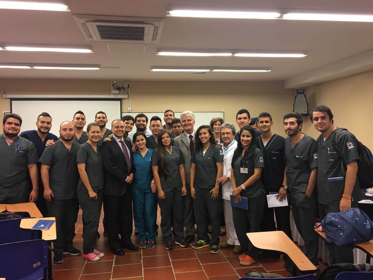 GABRIEL VARGAS GRAU NEUROCIRUGIA BUCARAMANGA (COLOMBIA): CONVERSATORIO ...