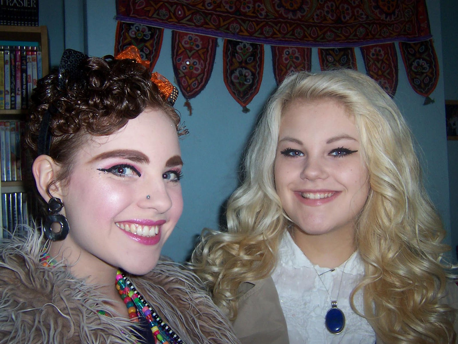 Mandy's Magical World of Art: August 2012