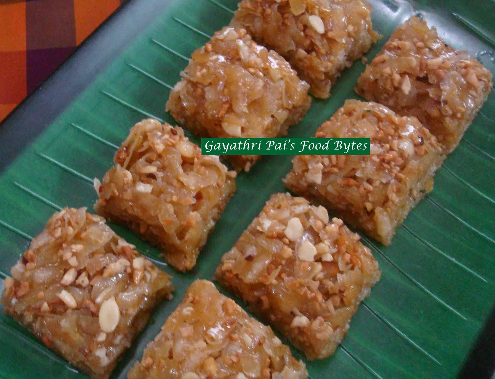 Gayathri Pai's Food Bytes: Poha Khadi / Beaten Rice Burfi / Pova Chikki.