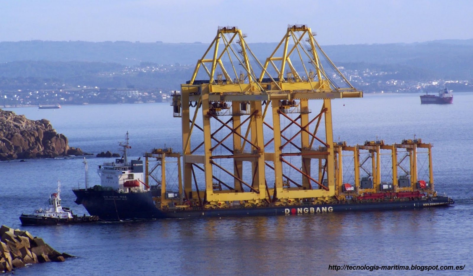 Nuevas grúas Post-Panamax en el puerto de Ferrol. Las Amarillas.