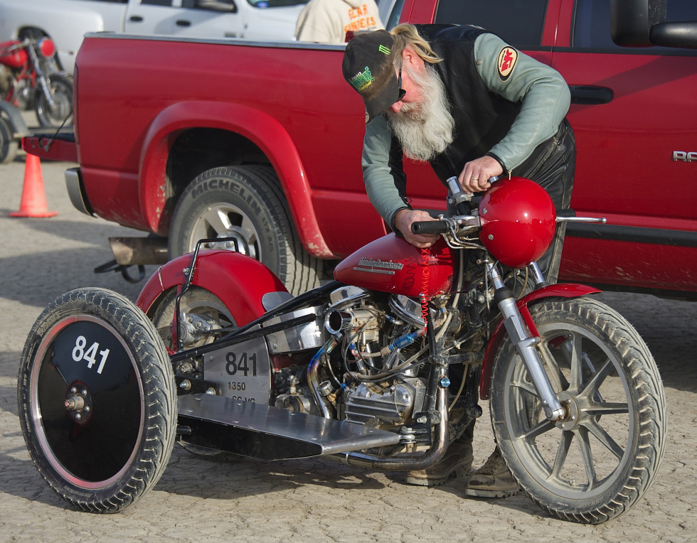 Power Sliding Sidecar: Foley Racing - World Record Holder at Bonneville