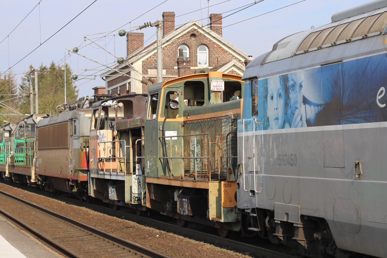 LA PASSION DU TRAIN: Circulation d'un train de la CMR à Corbie par Louis
