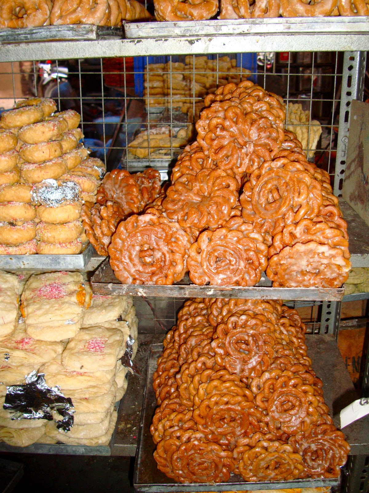Taste of Nepal: Laakhamari (Newari Ceremonial Sweet Bread) - लाखामरी