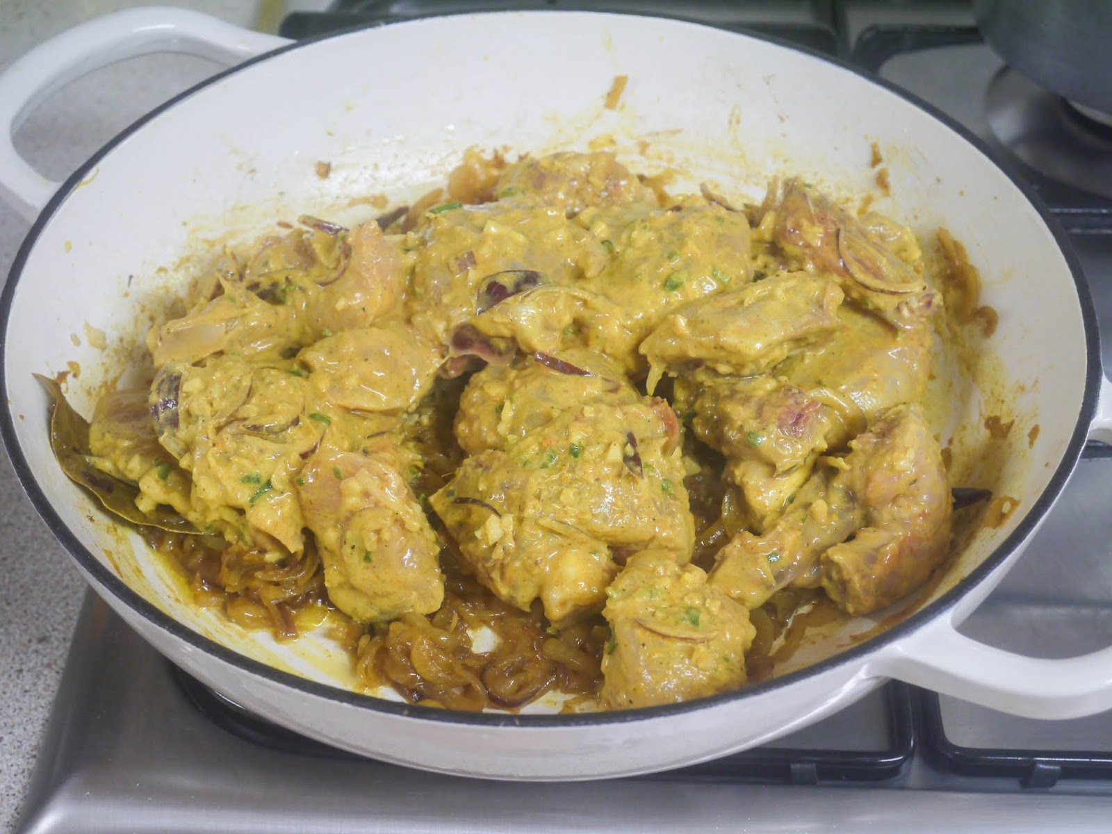 This Muslim Girl Bakes: Turmeric Chicken and Potato Curry.