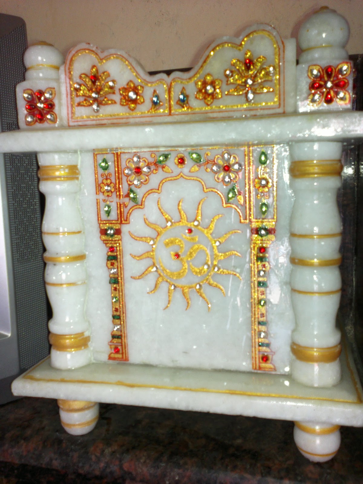 HARI OM MARBLES AND GRANITES: TULSI POT'S / KUNDA'S WITH PAINTINGS AND ...