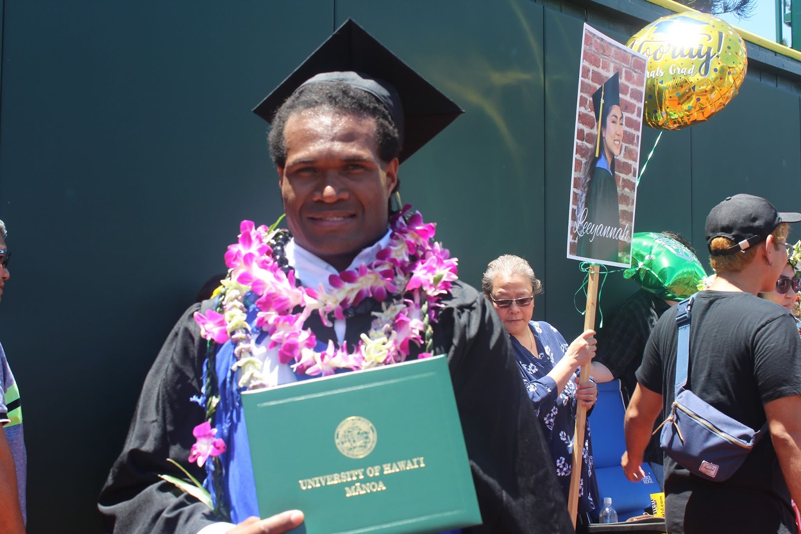 SOLOMON ISLANDERS GRADUATE FROM UNIVERSITY OF HAWAIʻI
