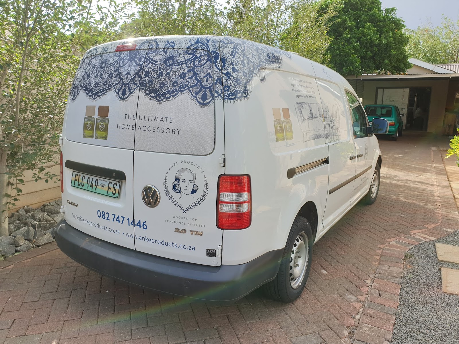 Ninim Designs: Honda Africa Twin Orange