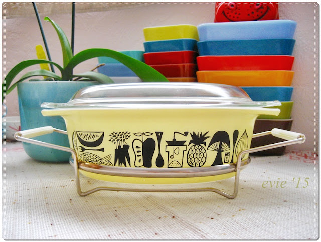 Vintage Finds, Mid Century and More at Evie's Haus: Vintage Pyrex - Mod ...