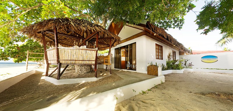 Barefoot White Beach Resort in Moalboal, Cebu | Beaches and Resorts®