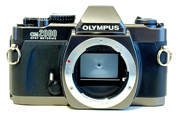 Olympus OM2000 35mm MF SLR Film Camera Review - ImagingPixel
