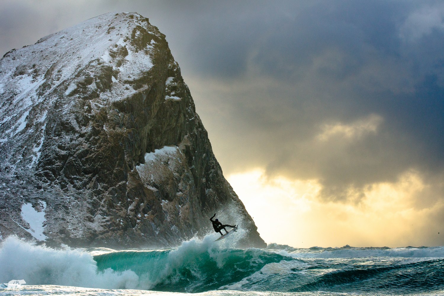 OLTRE IL MURO: ARTE e FOTOGRAFIA: CHRIS BURKARD | PHOTOGRAPHER