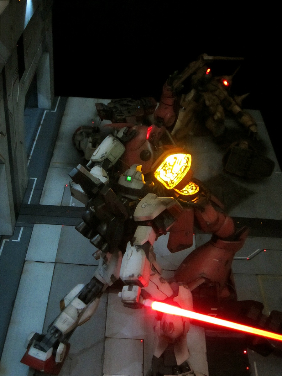 GUNDAM GUY: Gundam Z Diorama w/ LEDs - Custom Build