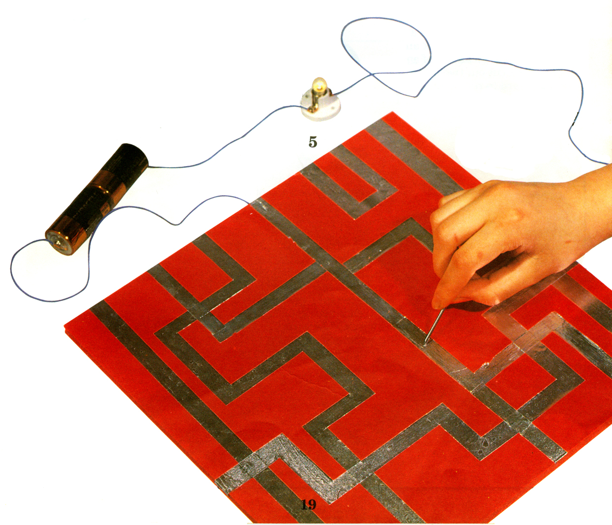 Simple Electricity: Insulators and Conductors