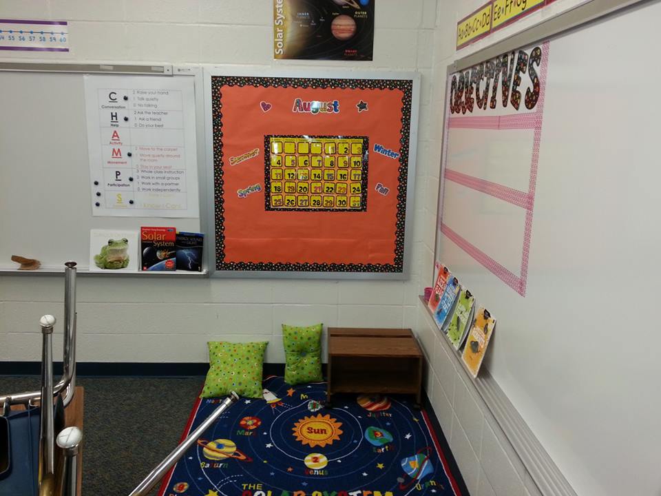 Teaching In The 4th Grade!: Colors And More Colors - Decorating