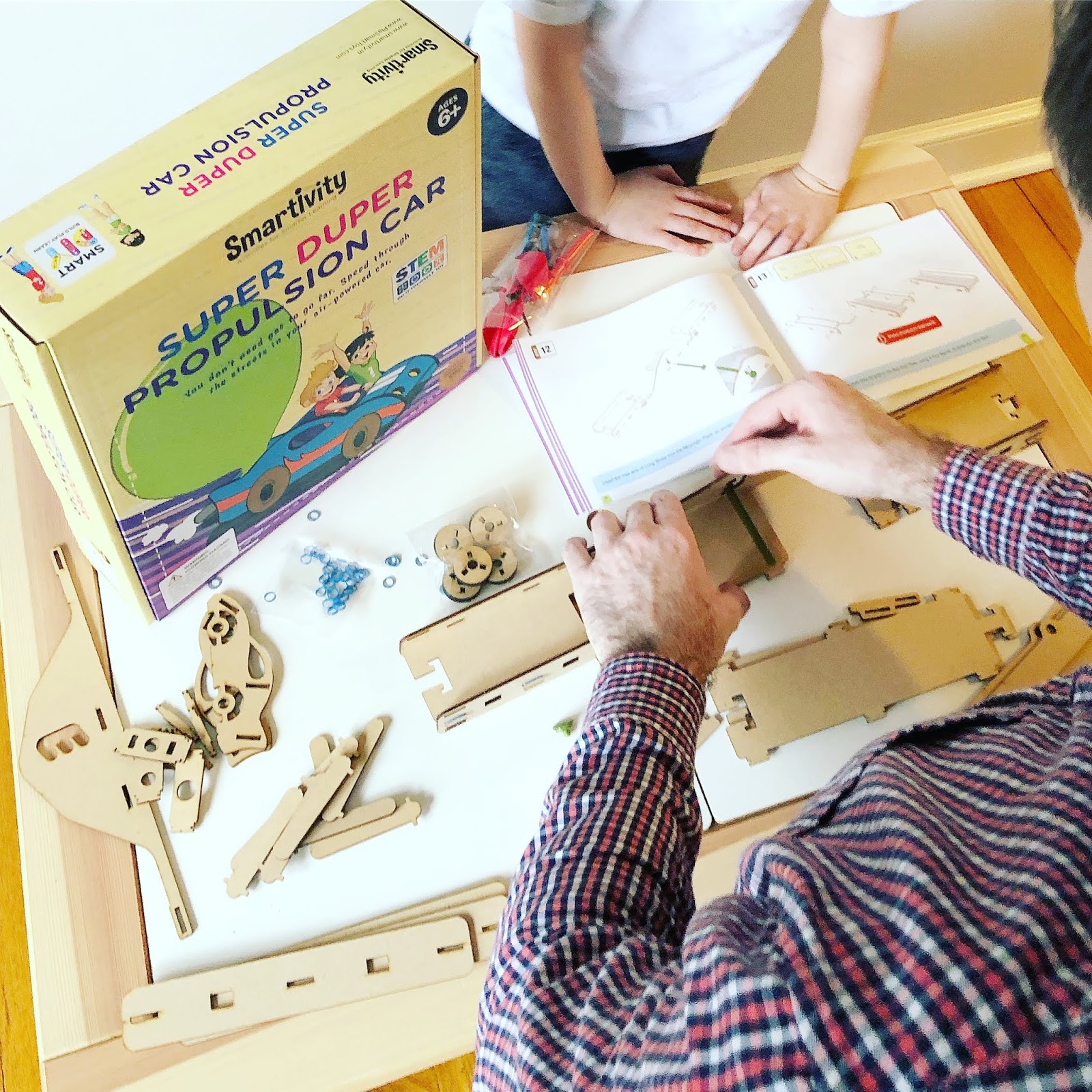 Find the Little Mind: Smartivity STEM Kits for Hands-on Exploring