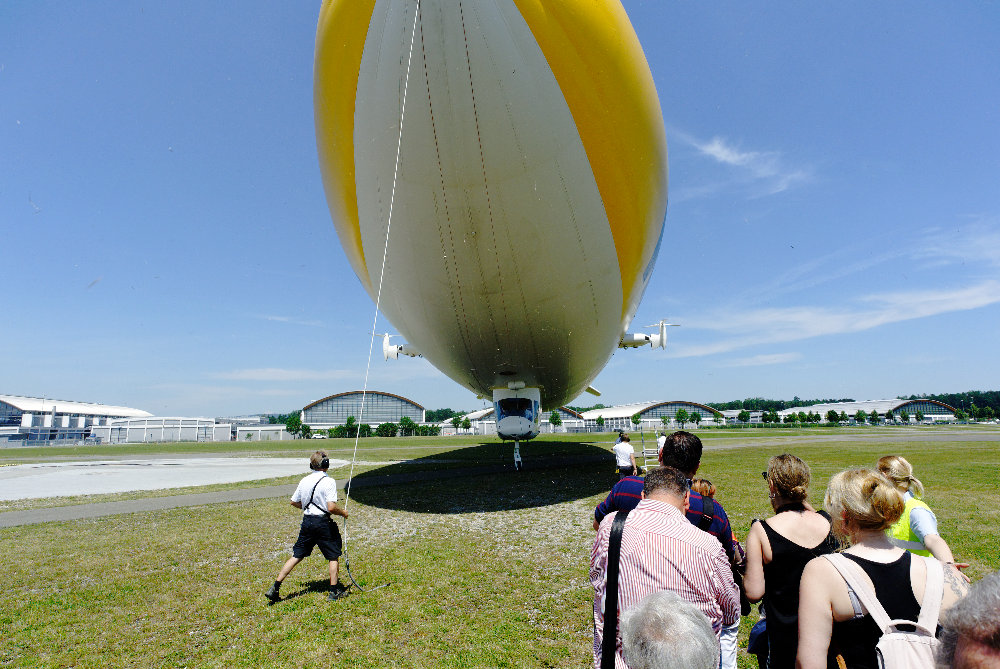 Erlebnisse und Gedanken: Der Zeppelinflug - das erste Mal in der Luft
