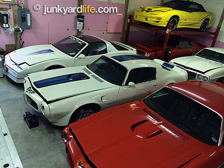 Junkyard Life: Classic Cars, Muscle Cars, Barn finds, Hot rods and part ...