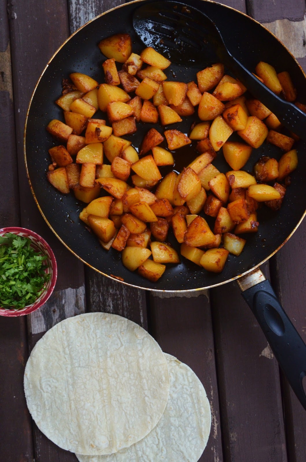 Gormandize: Paprika de papa (Paprika Potatoes)