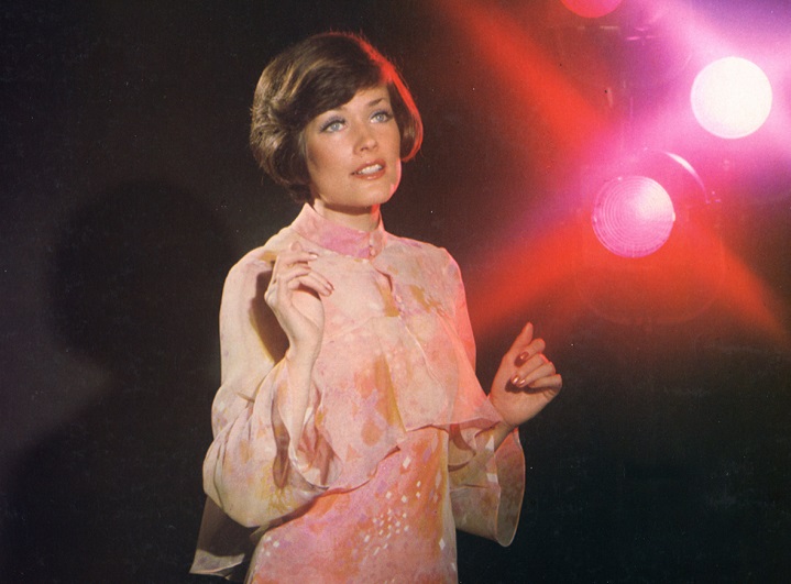 HISTORY OF AUSTRALIAN MUSIC FROM 1960 UNTIL 2000: JULIE ANTHONY