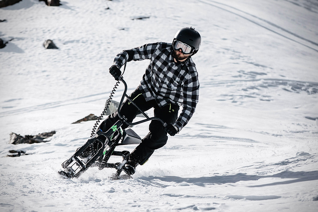 Hillstrike Snowtrike Rev-17